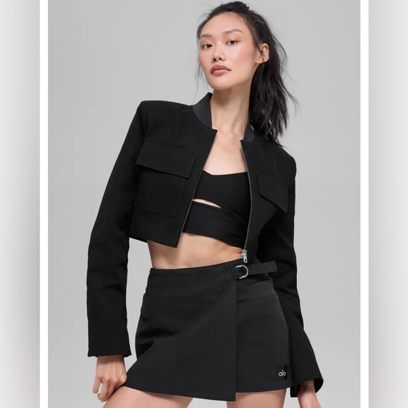 ALO Yoga | Jackets & Coats | Alo Cropped Main Character Jacket238 ...